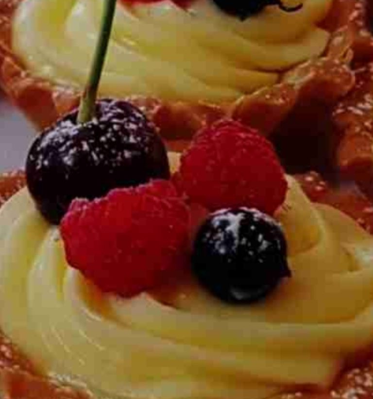 Classic Mini Custard Tarts – Fekry Food